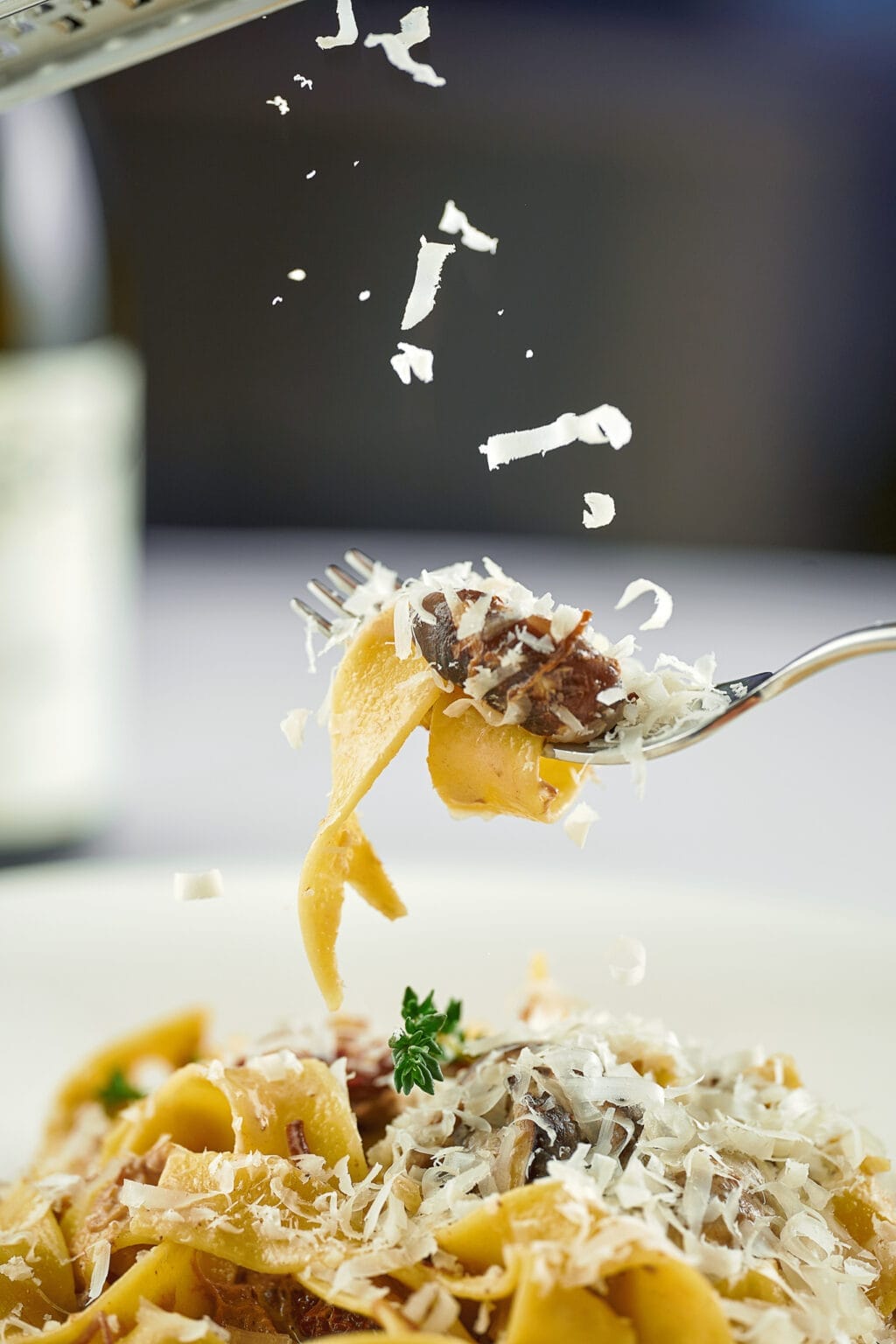 The Ultimate Guide to Pasta Shapes and Sauces - The Modern Cookbook 🍝